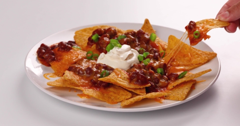 Microwave Chili Nachos - Healthy Pantry
